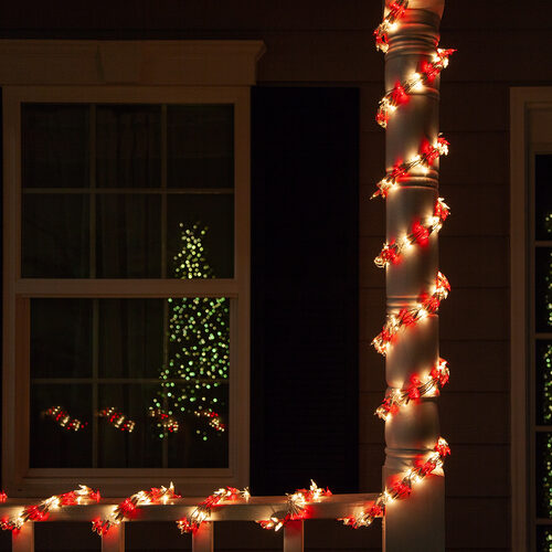 18' Garland Lights, 600 Red/Clear Lights, White Wire - Yard Envy